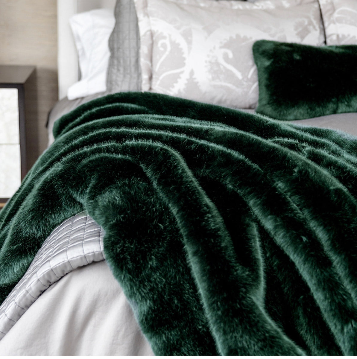 NEW! Emerald Mink Faux Fur Throw – MelizaInteriorsInc